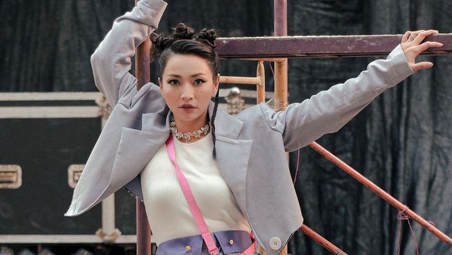 Ini Profesi Hesti Purwadinata Sebelum Jadi Artis Terkenal