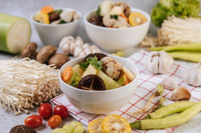 5 Makanan Tinggi Serat yang Baik Dikonsumsi saat Sahur agar Tubuh ...