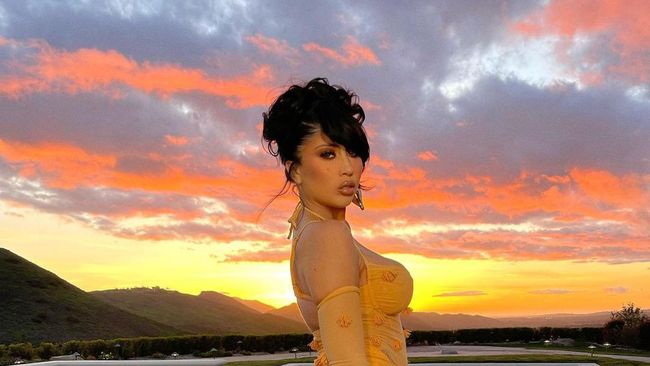 Lirik Lagu Moonlight Kali Uchis