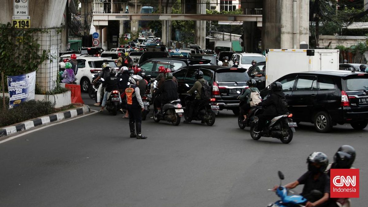 Bahaya Rem Mendadak di Insiden Prajurit TNI Tendang Pemotor Ibu