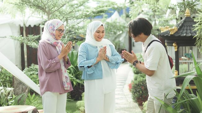 Nggak Canggung dan Menguras Energi, Ini 6 Trik untuk Introvert Menghadapi Pertemuan Keluarga ...