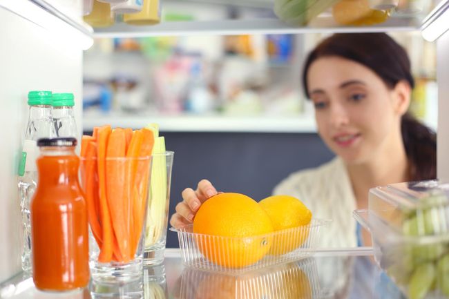 5 Cara Menata Bahan Makanan di Kulkas Supaya Rapi dan Instagramable