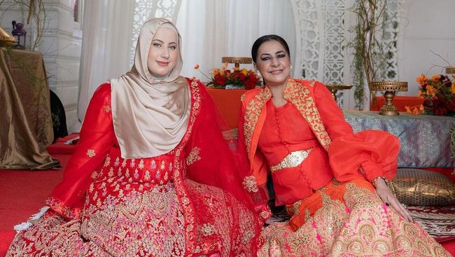 Sempat Berseteru, Tasyi Athasyia Akur Rayakan Lebaran Bareng Ibunda