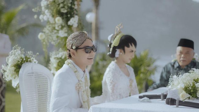 7 Foto Pernikahan Tri Suaka & Nabila Maharani dengan Mahar Fantastis