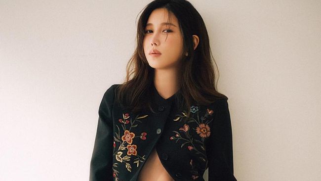 Potret Aktris Cantik Lee Ji Ah dengan Brand Mewah, Cantik dan 'Menolak ...