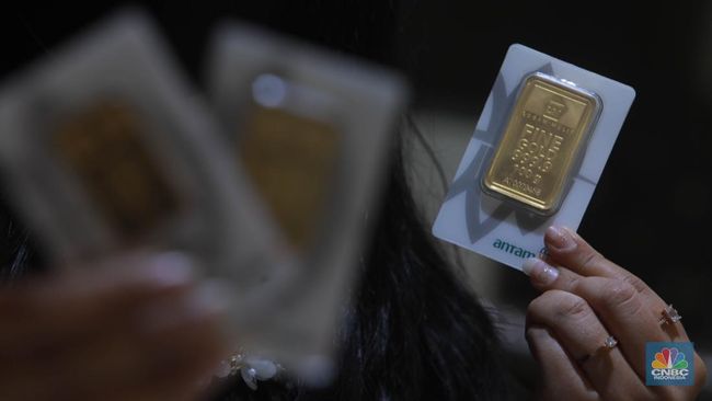 Awas Ketipu! Ini 5 Cara Membedakan Emas Antam Asli & Palsu