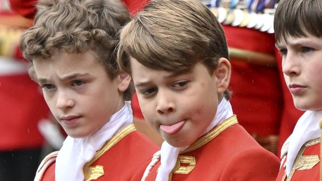 Kecil-kecil, Pangeran George Demen Led Zeppelin dan AC/DC