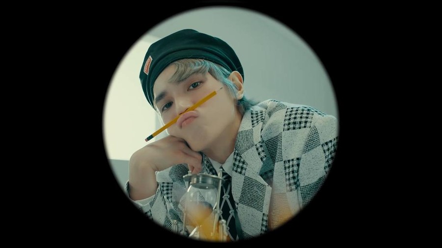 Lirik Lagu SHALALA - Taeyong Lirik Lagu SHALALA - Taeyong