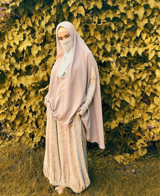 Inara Rusli Putuskan Buka Cadar: Semoga Tak Berburuk Sangka, Aku Kerja Lagi demi Anak-anak