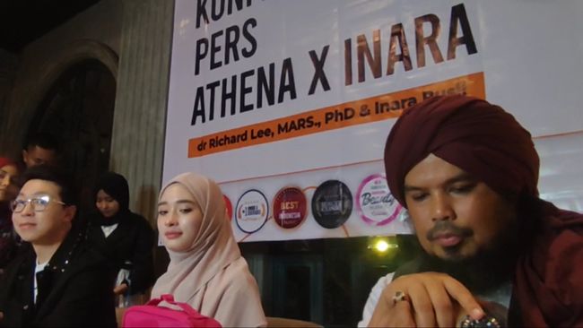 Istri Virgoun Lepas Cadar