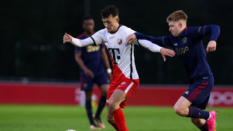 Sosok Ivar Jenner, Pemain Naturalisasi Indonesia dari Belanda - Foto 1