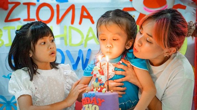 7 Potret Ultah ke-6 Ziona, Joanna Alexandra Beri Ucapan Menyentuh untuk ...