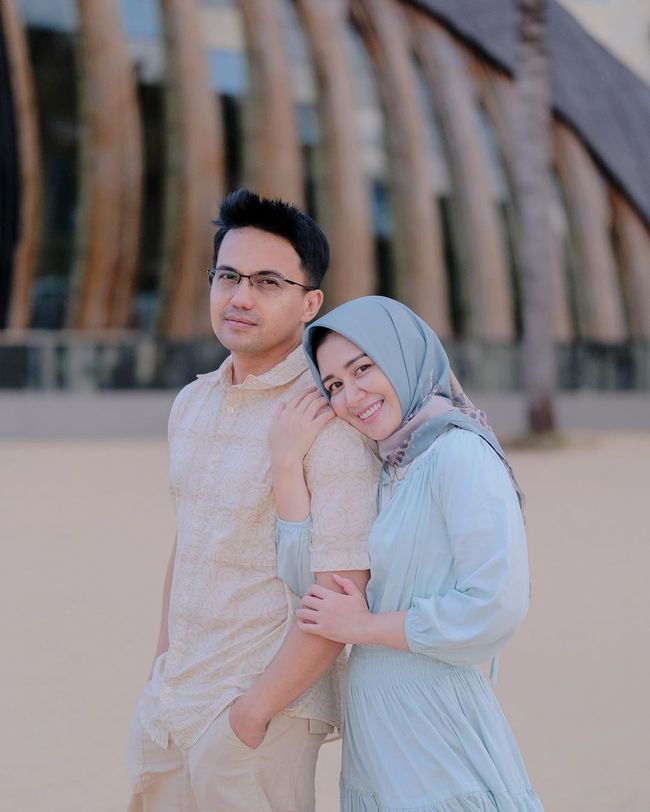 Dine Mutiara Istri Sahrul Gunawan Ternyata Sosialita, Kini Betah Tinggal di Rumah Dinas