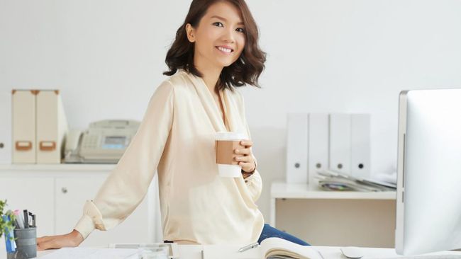 5 Alasan Perempuan Harus Mandiri Secara Finansial Meski Sudah Menikah