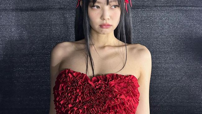 5 Gaya Rambut Pita ala Jennie BLACKPINK Ini Bisa Jadi Inspirasi untuk ...