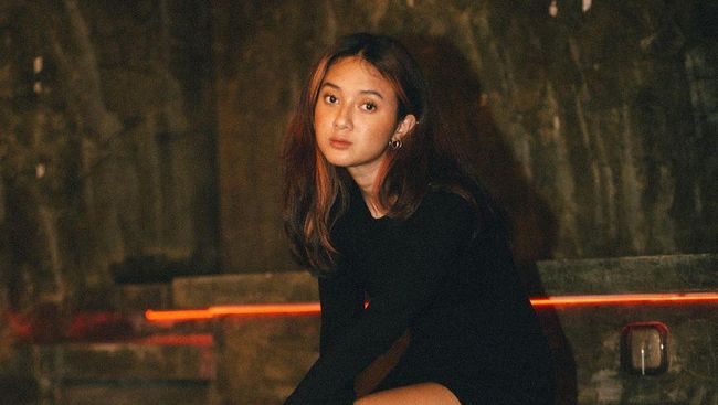 Profil Rahmania Astrini yang ditunjuk menjadi special guest di konser ...