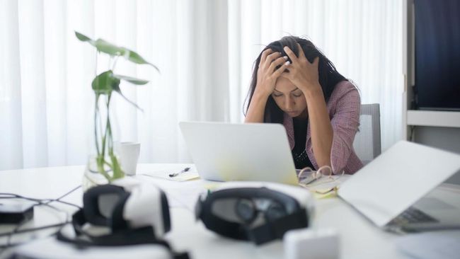 5 Cara Efektif Mengatasi Burnout di Jam Kerja, Salah Satunya 'Curhat ...