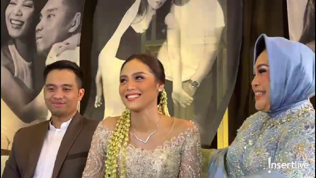 Anak Terakhir Resmi Menikah, Hetty Koes Endang: Ada Rasa Kehilangan