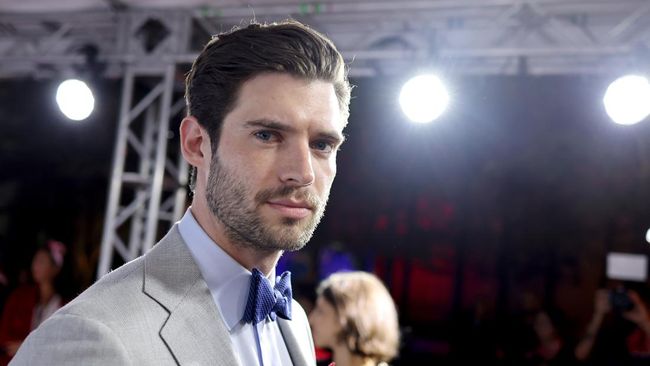 David Corenswet Sosok Superman Baru di Film 'Superman: Legacy'