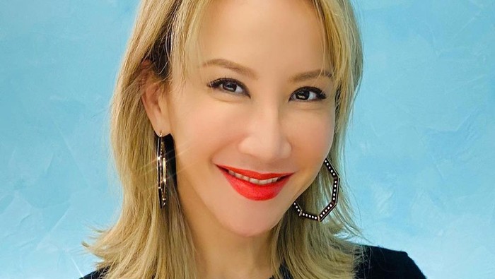 Penyanyi OST Mulan Coco Lee Meninggal Dunia di Usia 48 Tahun