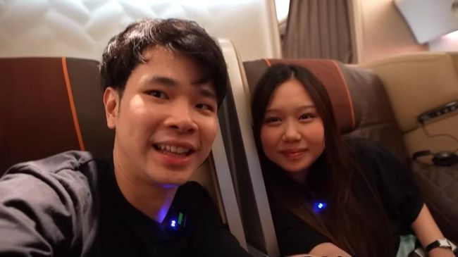 Sisca Kohl Melahirkan di Singapura