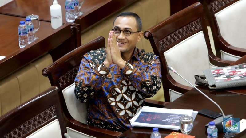Sah! Potret Hasan Fauzi dan Agusman Terpilih Bos DK OJK