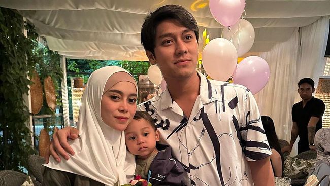 7 Potret Penampilan Lesti Kejora Jadi Sorotan Netizen saat Ultah ke-28 Rizky Billar - Foto 1