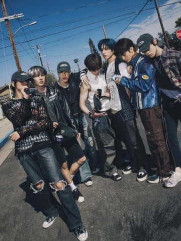 Potret Keren NCT Dream yang Comeback dengan Title Track 'Smoothie' - Foto 1