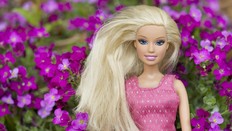 7 Boneka Barbie Paling Mahal Sepanjang Masa, Luar Biasa Harganya Miliaran!