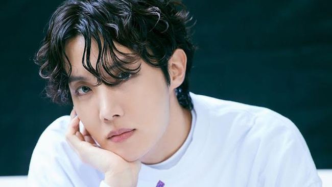 Terungkap Foto Terbaru J-Hope yang Sedang Jalani Wamil