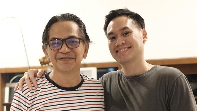 Efek perceraian Dewi Yull dan Ray Sahetapy, Rama Sahetapy alami trauma ...