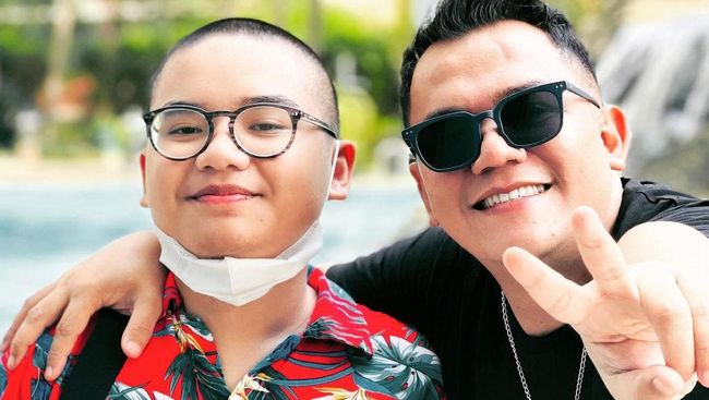 7 Potret Putra Almarhum Luri AFI yang Sudah ABG, Dibesarkan Sendirian ...