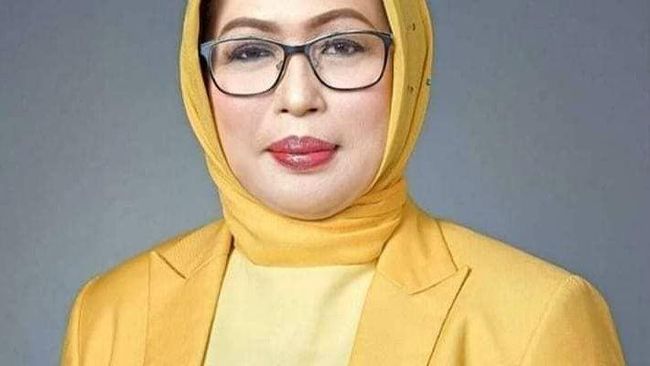 Potret Elly Toisuta Ketua DPRD Ambon yang Anaknya Aniaya Pelajar hingga ...