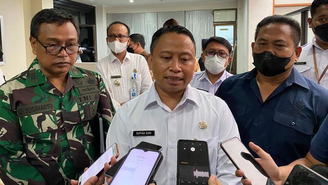 PDIP Usung Sekda Supian Suri dan Chandra Rahmansyah di Pilkada Depok