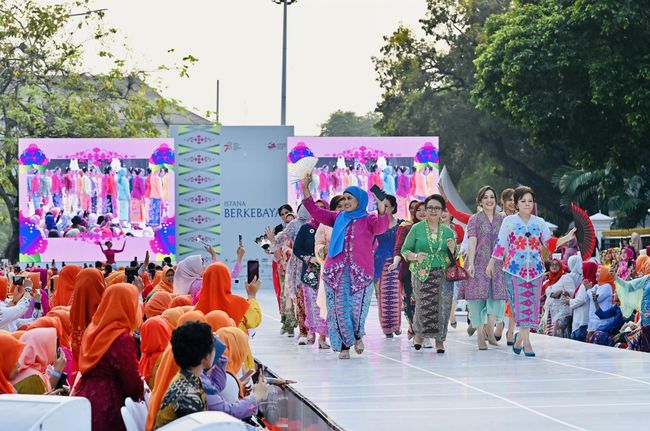 Kebaya Jadi Warisan Budaya Unesco Tapi Tak Cuma Milik Indonesia