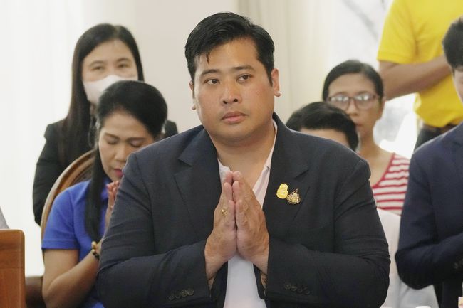 Potret Putra Raja Thailand, Pulang Usai Diasingkan 27 Tahun