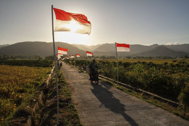 Nggak Cuma Indonesia, Sederet Bendera Negara Ini Didesain dan Dijahit ...