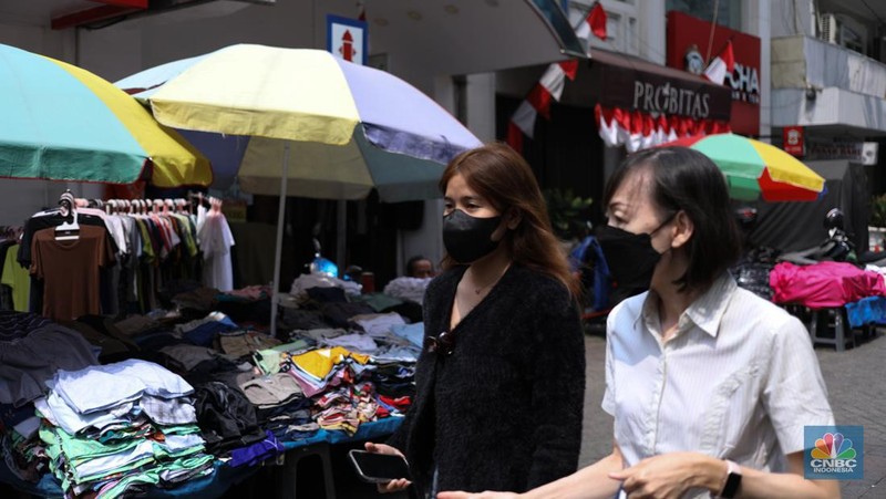 Tinggal Kenangan, Potret 'Horor' Pertokoan Pasar Baru Kini - Foto 3