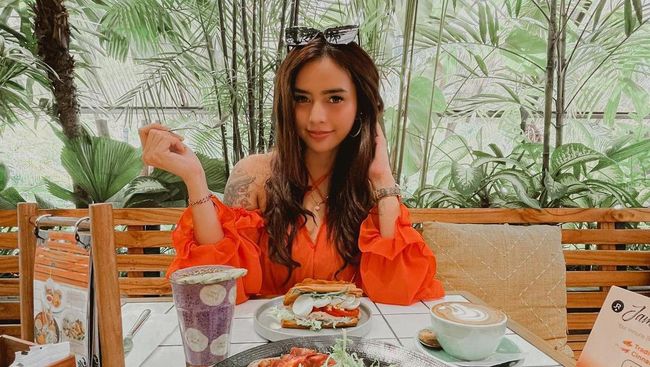 DJ Verny Hasan Ungkap Alasan Minta Denny Sumargo Tes DNA Lagi