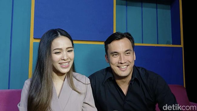 Lady Nayoan dan Rendy Umbar Kemesraan hingga Kisah Musisi Solid AG ...