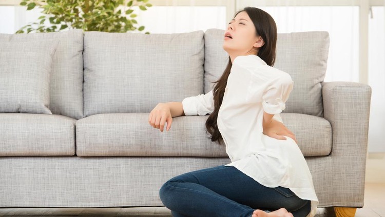 9 Penyebab Sakit Pinggang Belakang Pada Wanita Dan Cara Mengatasinya