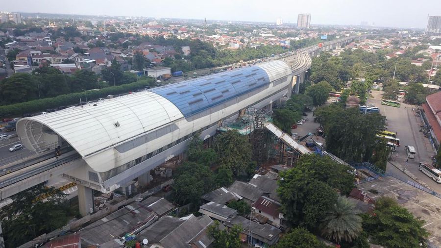 Penampakan 'Keong Raksasa' Stasiun LRT yang Senin Operasi! - Foto 8
