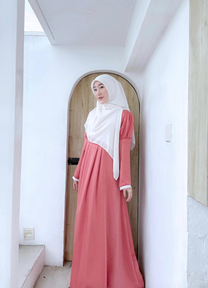 5 Sumber Kekayaan Larissa Chou Sebelum Resmi Menikah dengan Ikram Rosadi 5 Sumber Kekayaan Larissa Chou Sebelum Resmi Menikah dengan Ikram Rosadi