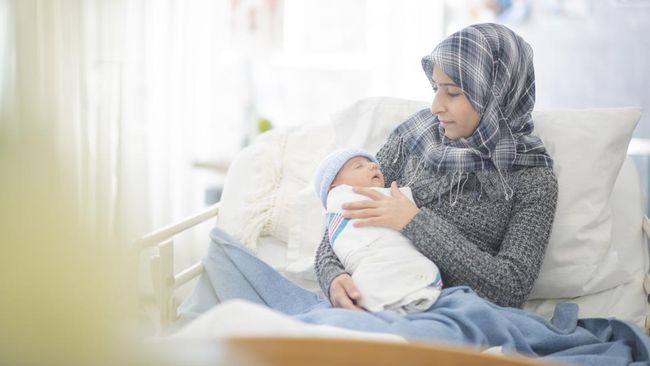 Bayinya Ternyata Tertukar, Bunda Siti Akui Kesulitan Menyusui Bayi yang Bukan Anaknya