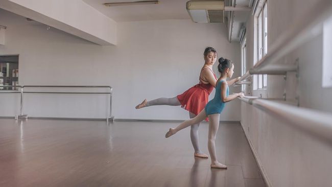 Kapan Waktu Tepat Anak Mulai Les Balet?