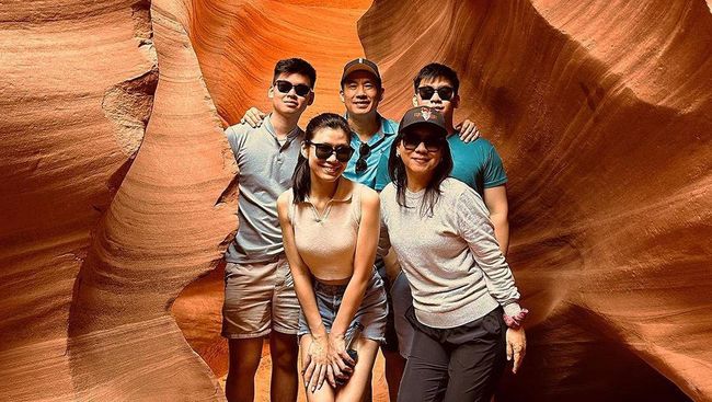 7 Potret Susy Susanti dan Alan Budikusuma Bareng Anak-anaknya yang ...