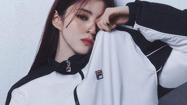 Sporty dan Stylish, Han So Hee Resmi Terpilih Menjadi Global Ambassador ...