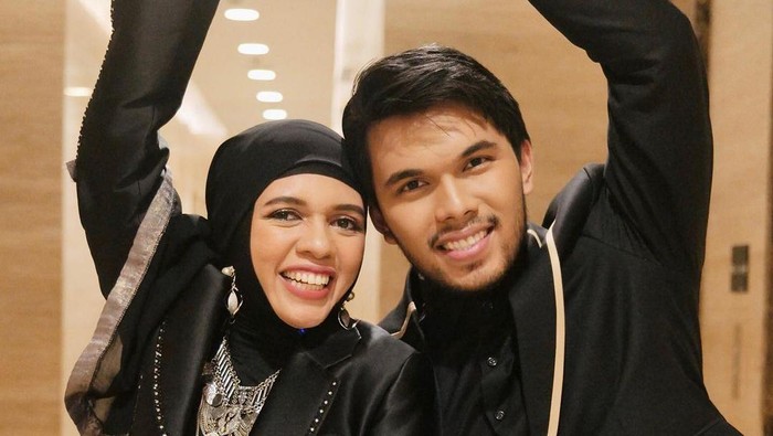Kata Ibunda Atta Halilintar soal Kedekatan Thariq dan Aaliyah Massaid Kata Ibunda Atta Halilintar soal Kedekatan Thariq dan Aaliyah Massaid