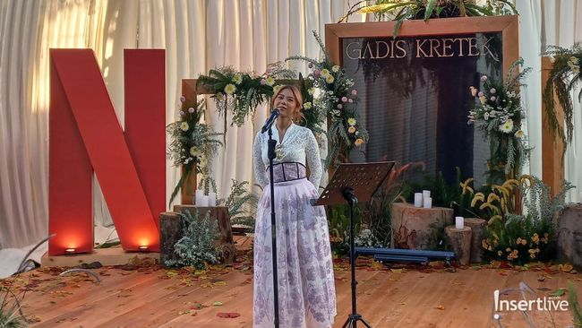 Nadin Amizah Tersanjung Bisa Isi Soundtrack Serial Gadis Kretek