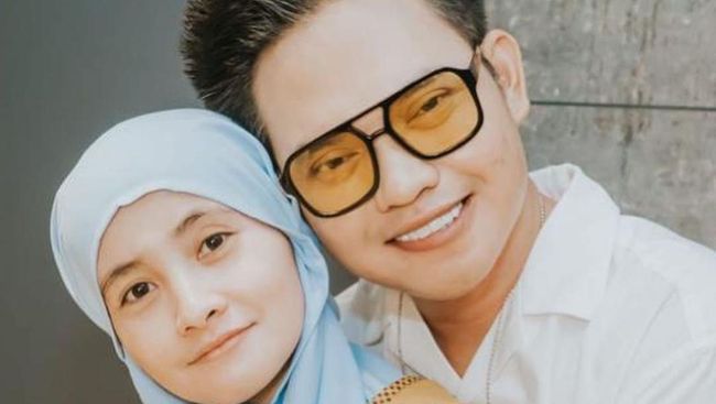 Resmi Dicerai Dodhy Kangen Band usai 19 Tahun Nikah, Ayu Rizki Bongkar ...